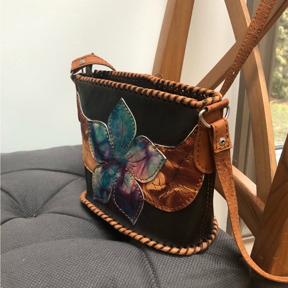 Bags | Cute Leather Unlined Crossbody | Poshmark